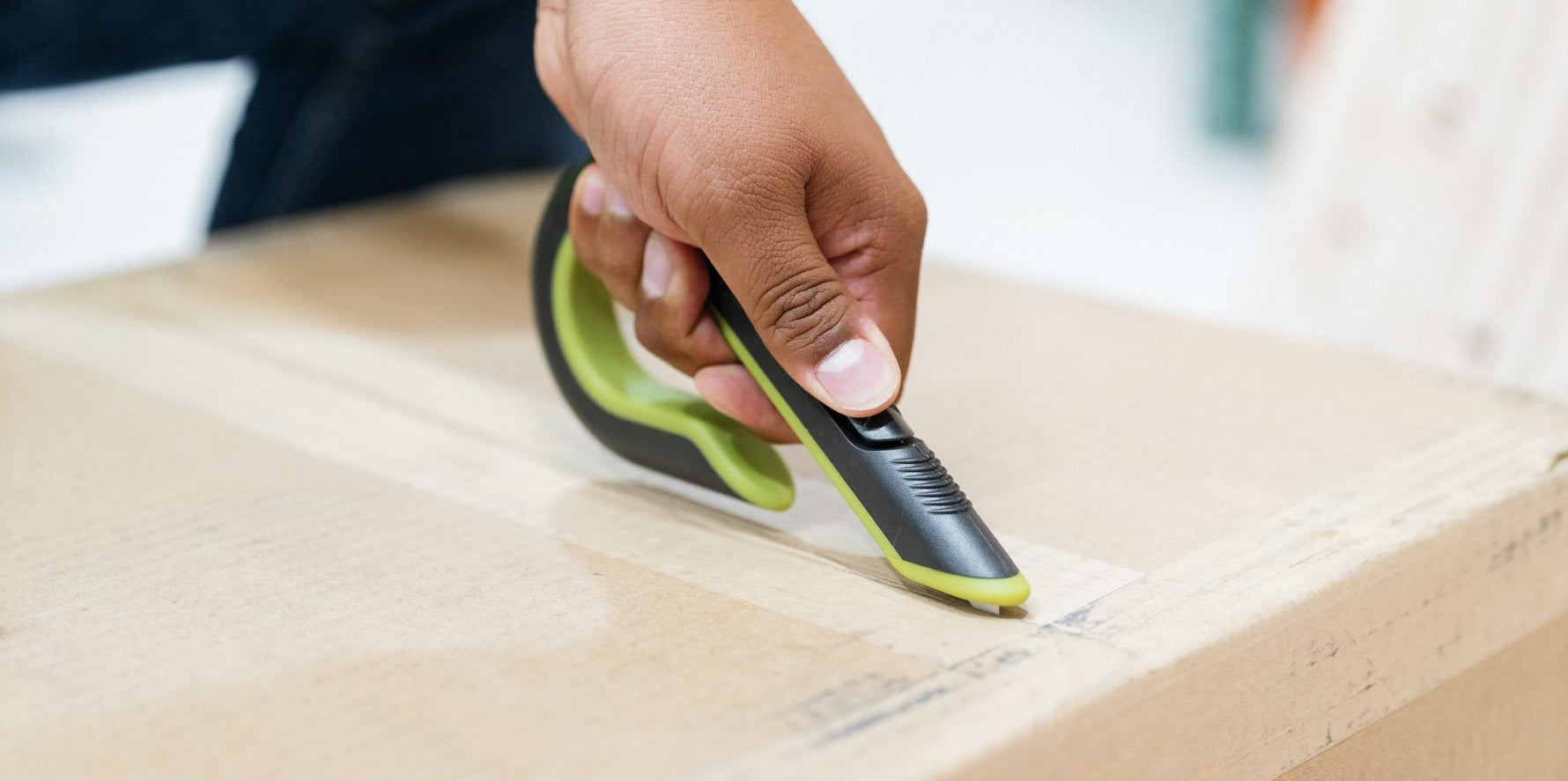 Safety Knives With Finger-Friendly® Blades | Slice