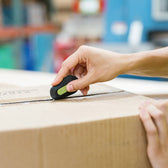 Auto-Retractable Mini Cutter | Slice